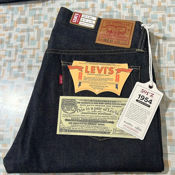 Levi's | Jeans | Levis Lvc 5z 36x32 Jeans | Poshmark